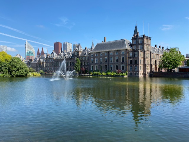 Rotterdam, Den Haag und Delft in 24 Stunden | Around About Travel Blog